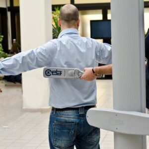 How To Use Handheld Metal Detectors for Scanning People